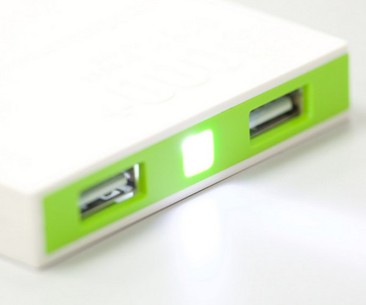 7 Signs of a Damaged Power Bank, from Overheating to Swelling