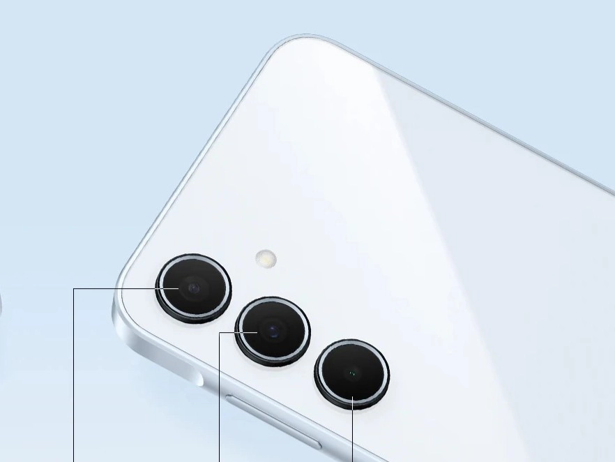 10 HP Samsung Berkamera 0,5x (Ultrawide) Termurah di 2025